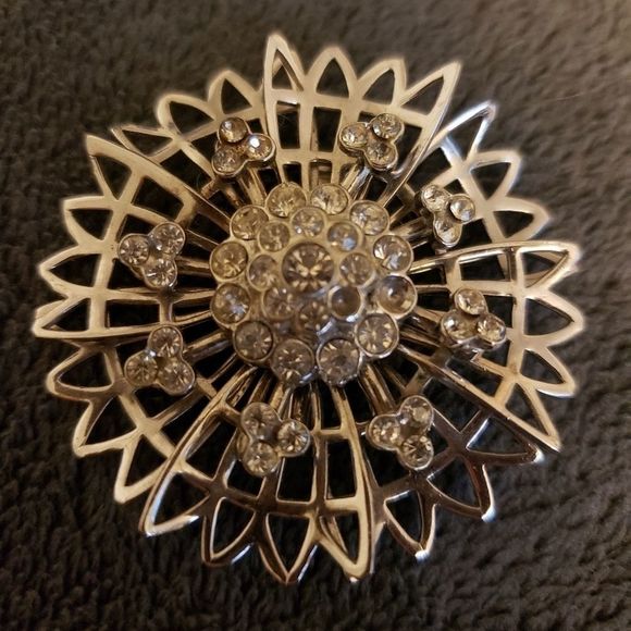 Coro | Jewelry | Vintage Coro Brooch Pin | Poshmark
